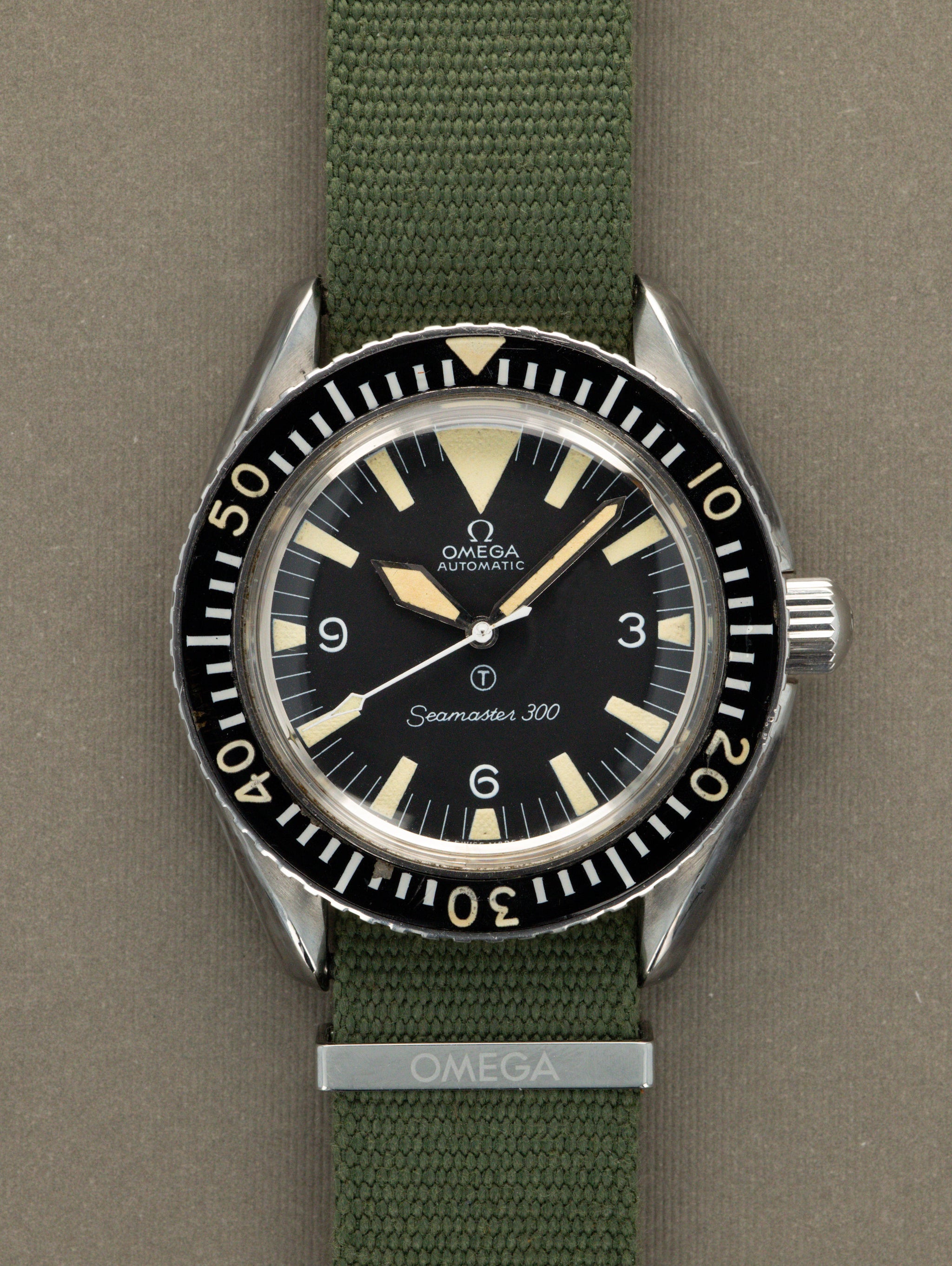 Omega Seamaster 300 Ref. 165.024 - 'Big Triangle' Military Issued w/ E