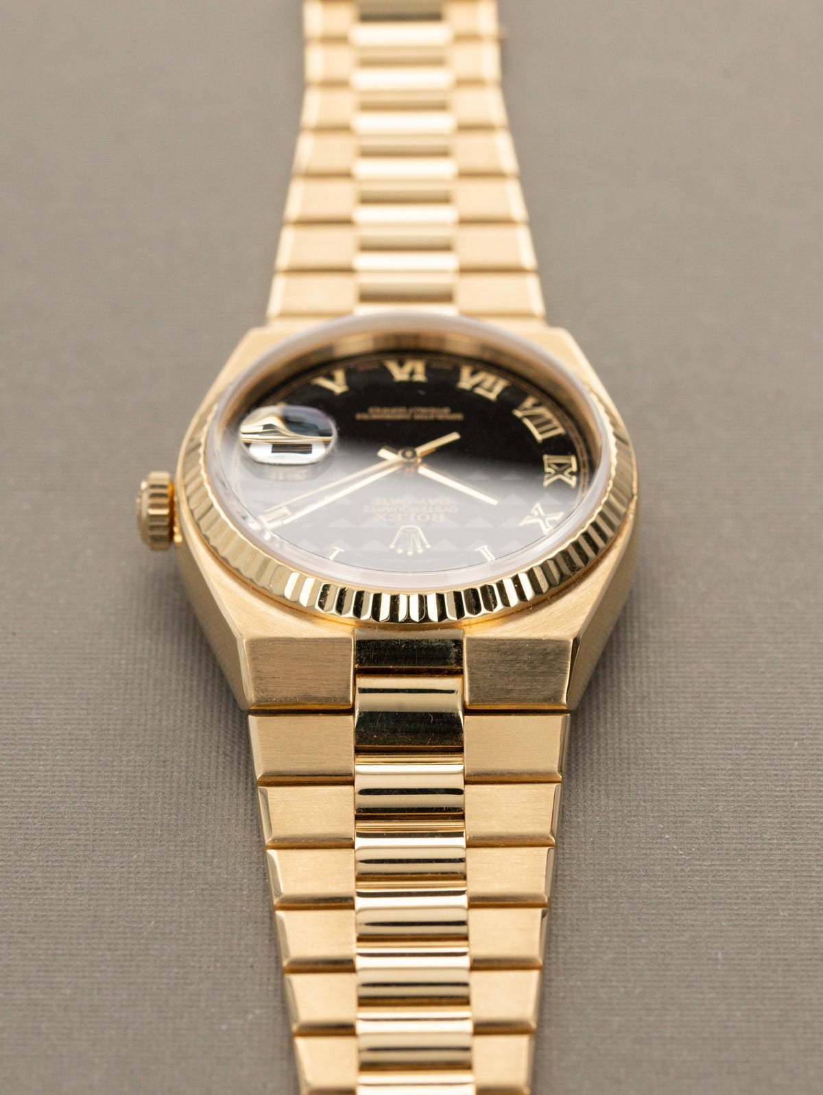 Rolex Oysterquartz Day-Date Ref. 19018 - Black Pyramid Dial