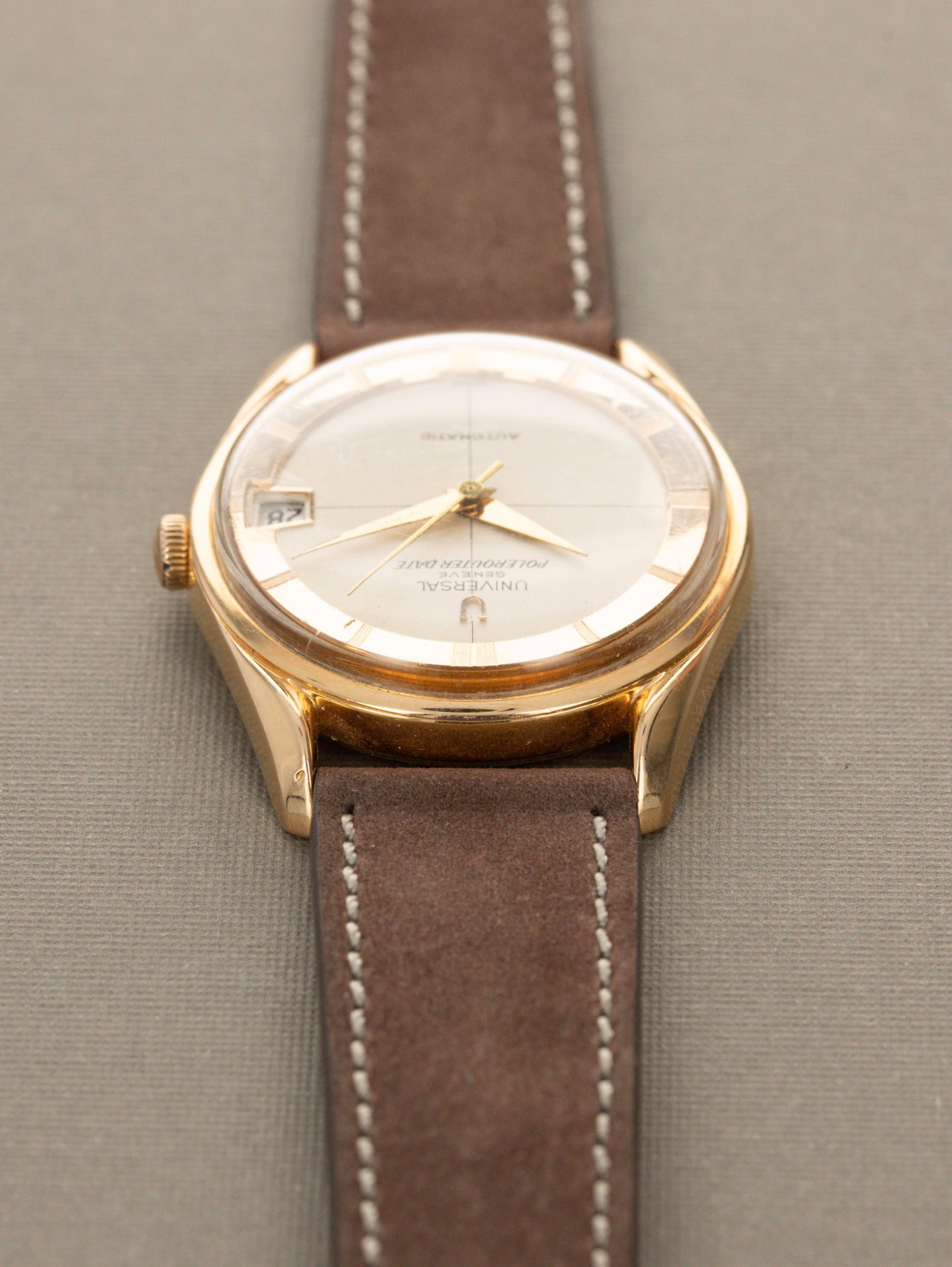 Universal Geneve Polerouter Date - Rose Gold